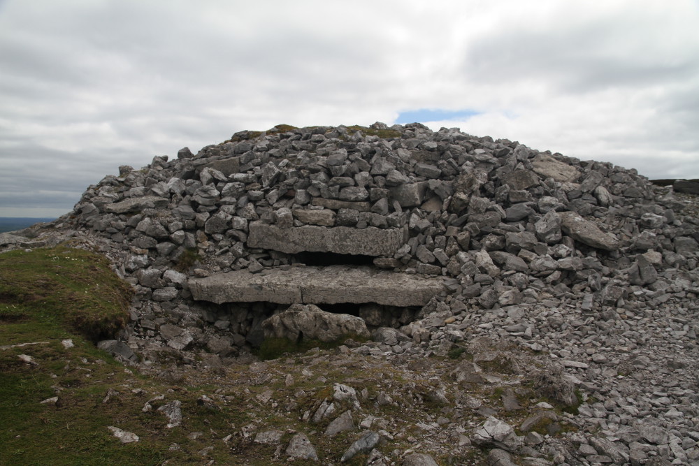 Carrowkeel Passage Tomb Cemetery | information | photos | map