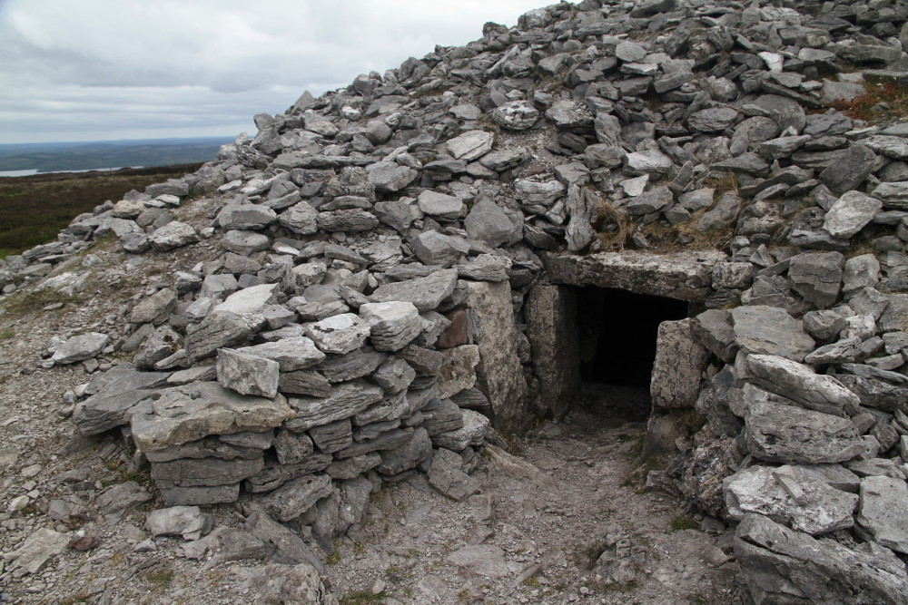 Carrowkeel Passage Tomb Cemetery | information | photos | map